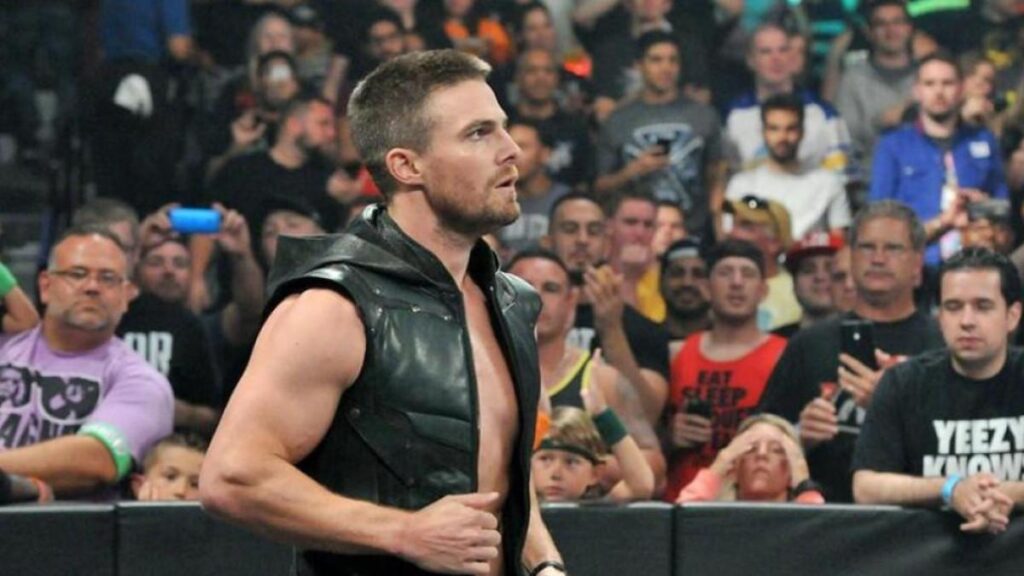 Stephen Amell Explains Why Pro Wrestling Isnt Fake 7245